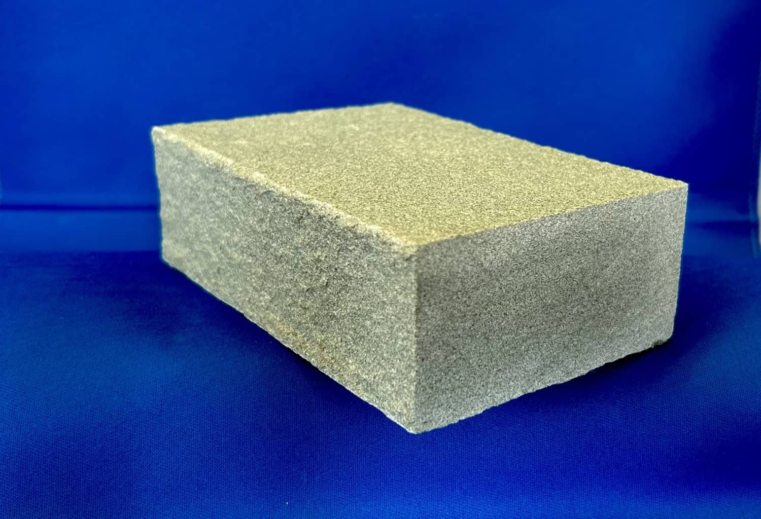 Edge Treatments PA Flagstone Bluestone | Robinson Flagstone supplier